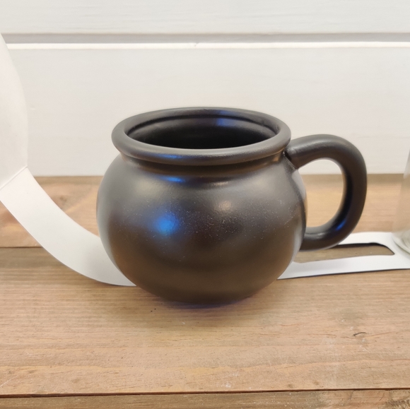 Maud Borup | Kitchen | Maud Borup Cauldron Mug | Poshmark
